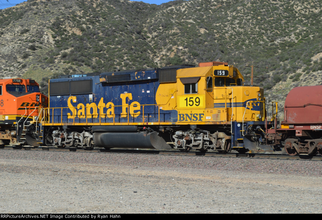 The First Yellowbonnet GP60 of the Series heads for Barstow